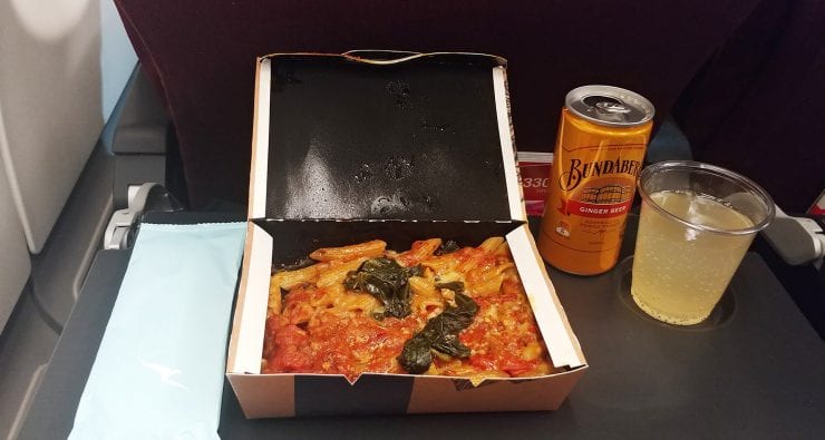Qantas Food - Inflight Meal Review And What To Expect Inflight