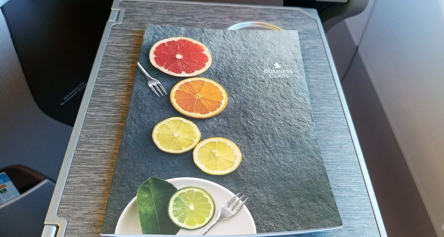 Singapore Airlines Business Class Dining 2025: Inflight Guide.
