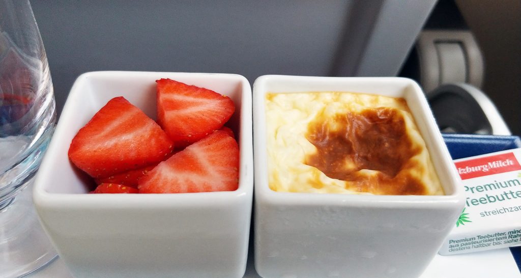 Austrian.airlines.dessert | Inflight Feed