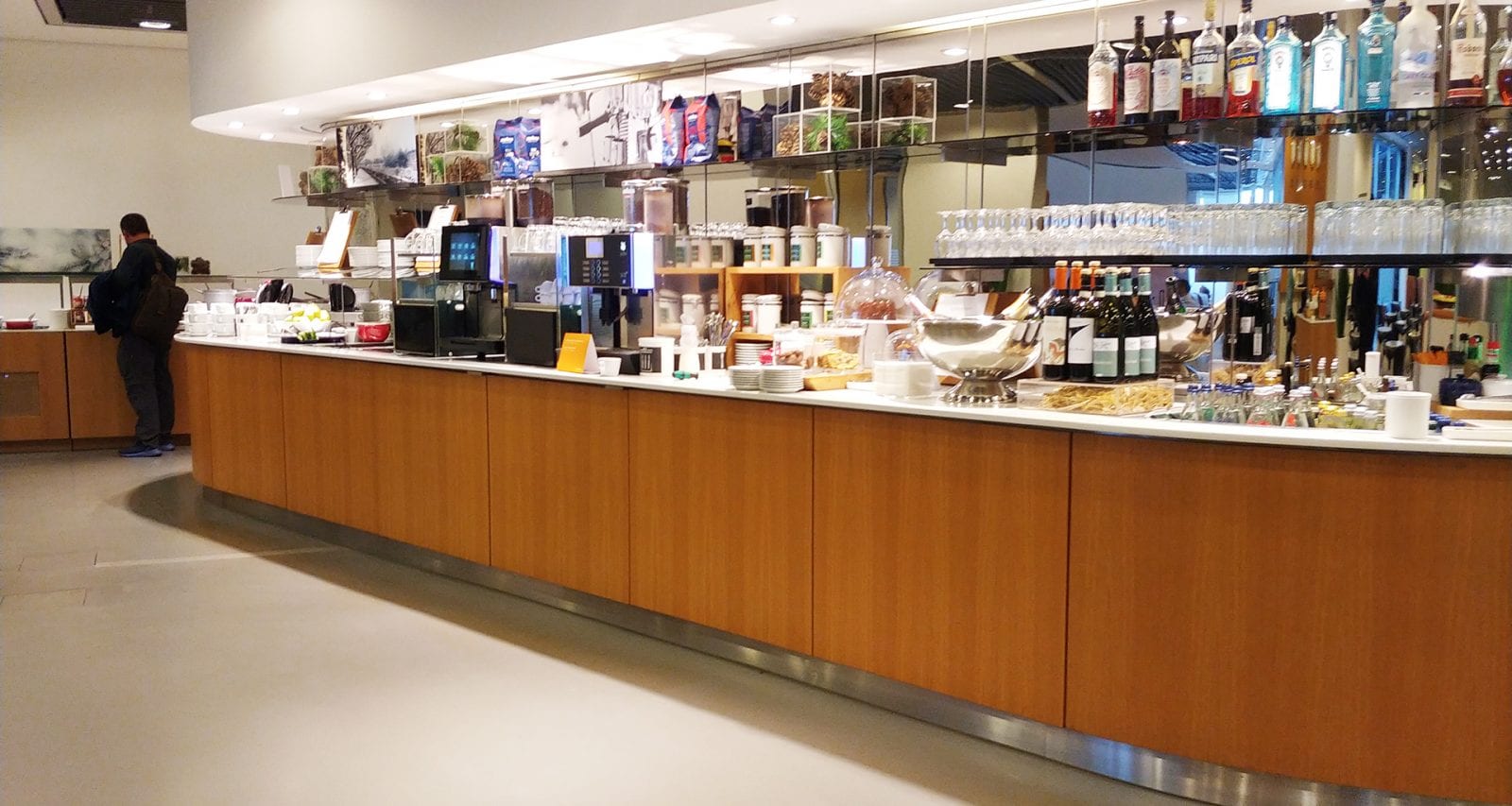 Lufthansa Meals - Economy Class Dining Options