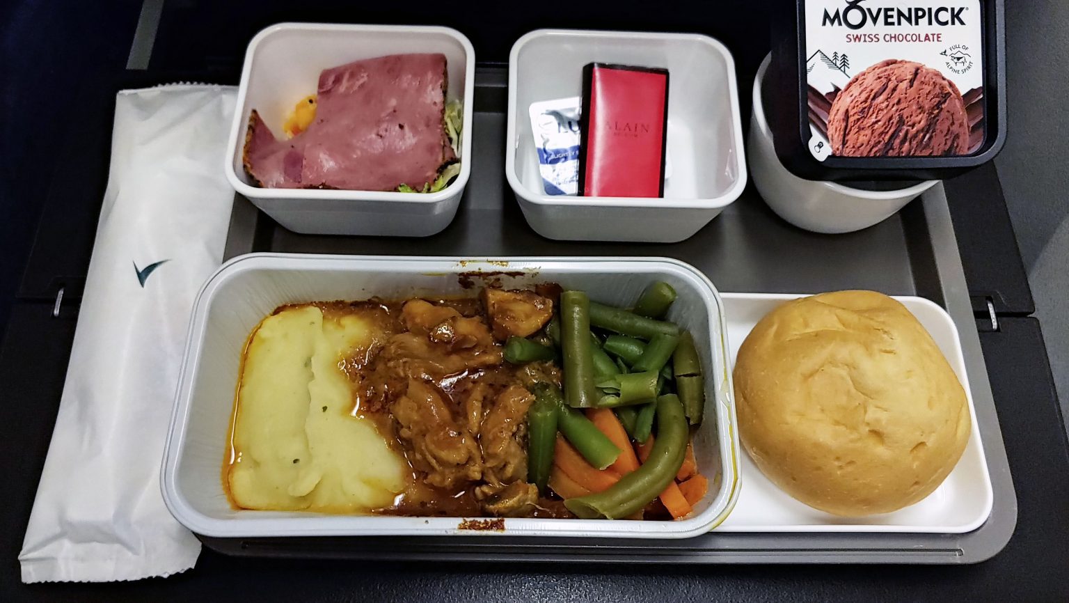 Cathay Pacific Menu 2025: Inflight Meal Guide