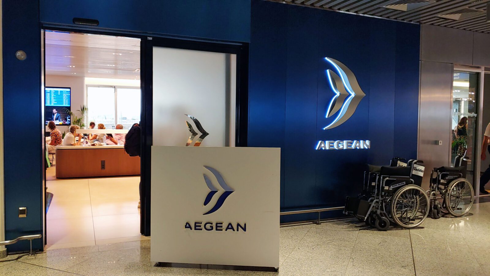 Aegean Airlines Athens Lounge Review 2025: Worth The Access?