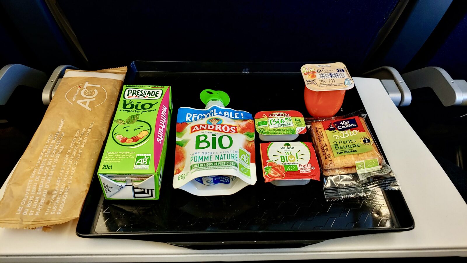 Air France Kids And Infant Meals - A Guide For Passengers