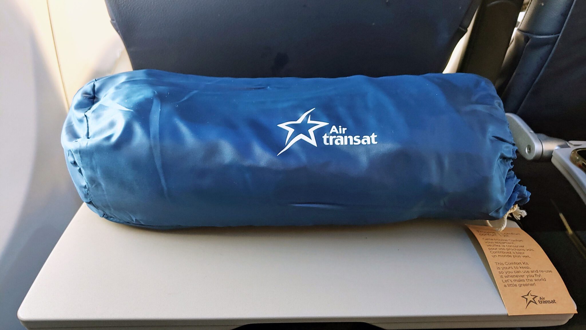 Air Transat Food Review 2025: Bistro Worth €15 Extra?