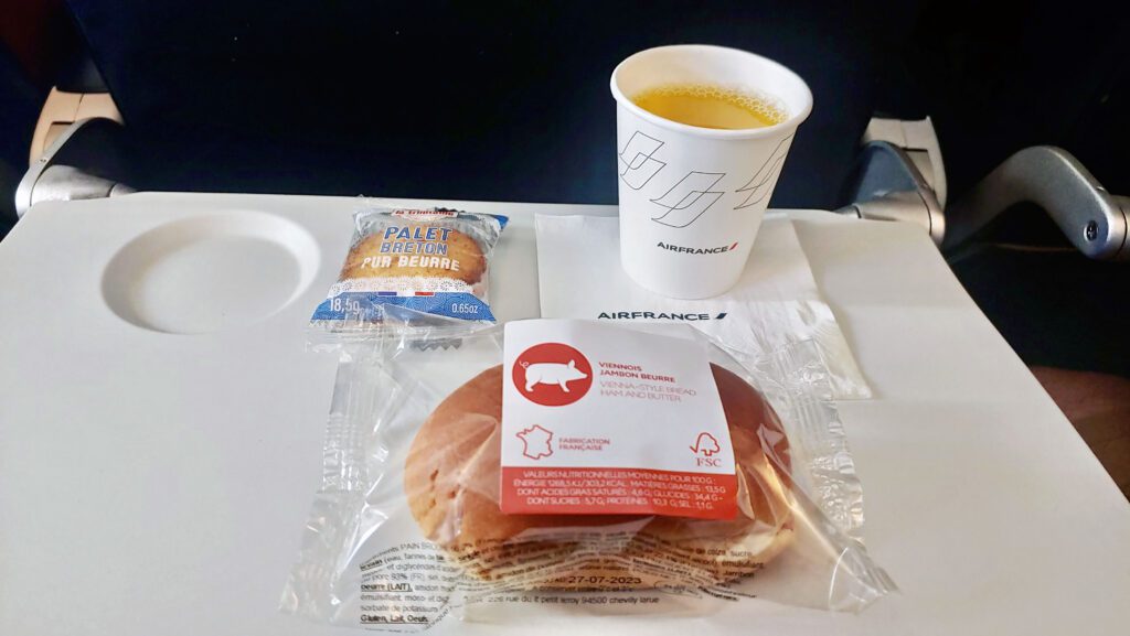 Air France Menu 2025: French Cuisine Guide.