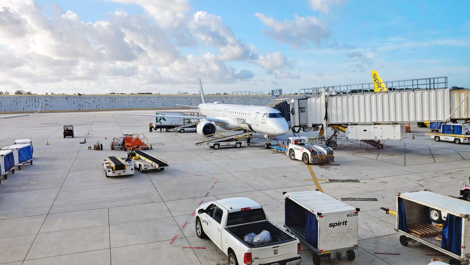 Porter Airlines Food 2025: Reserve Premium Worth It?