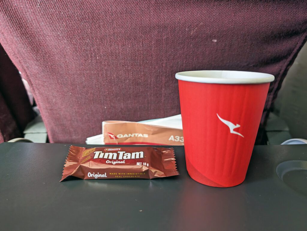 Qantas Menu 2025: Inflight Meal Guide