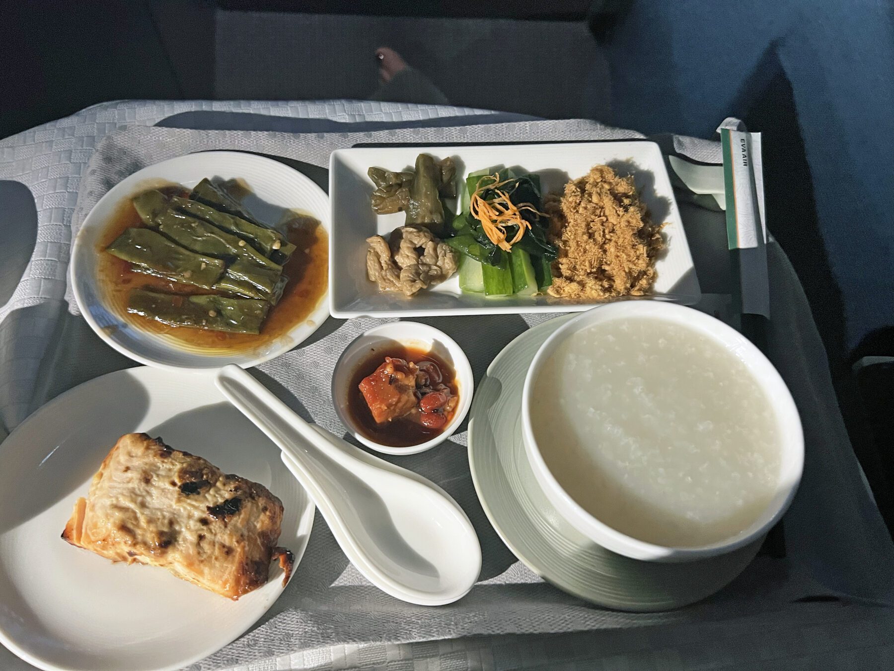 EVA Air Food Review 2025: Vienna-Bangkok Business Class Guide